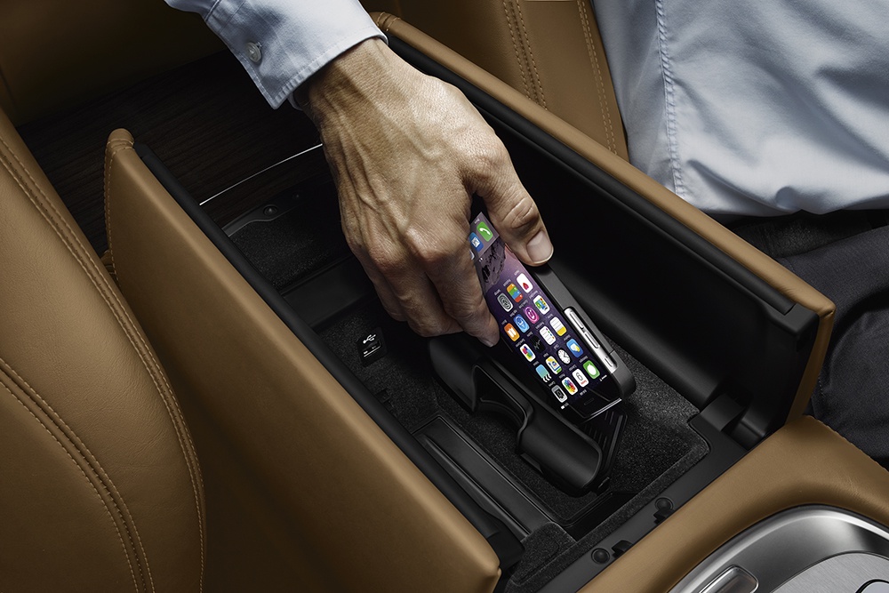 К BMW присоединилась Toyota: машины могут убить ваш новый Apple iPhone ...