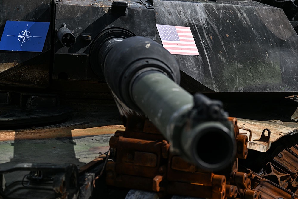 MWM: После тяжелых потерь в США поняли, что танки Abrams бесполезны для Украины - Российская газета