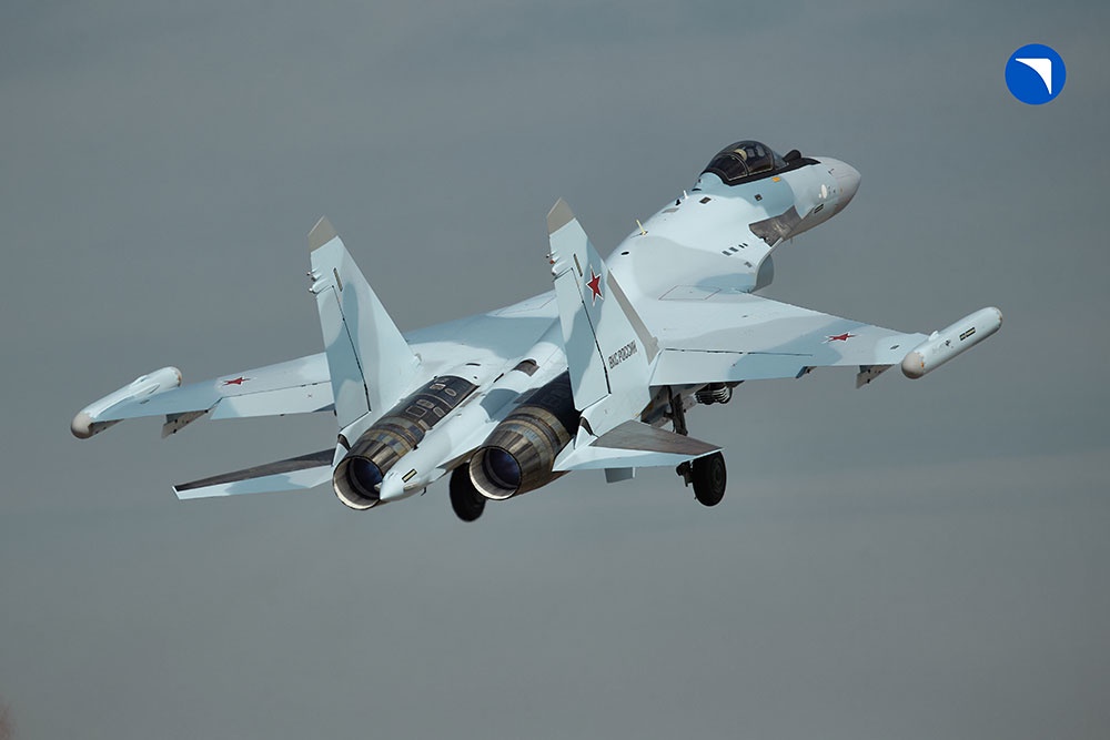 MWM перечислил преимущества российского Су-35 перед американским F-35 ...